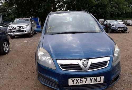 Фары от Opel Zafira B 2005-2012