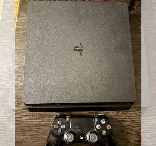 Sony playstation 4 Slim