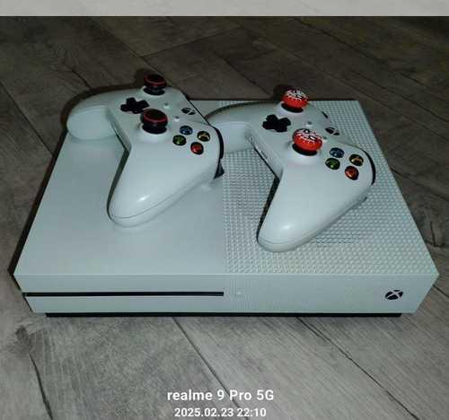 Xbox one s 1tb с дисководом