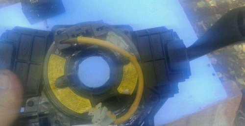 Блок подрулевых переключателей Ford Focus 2