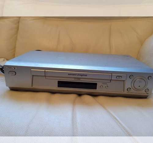 Видеомагнитофон sony SLV-SE-630N