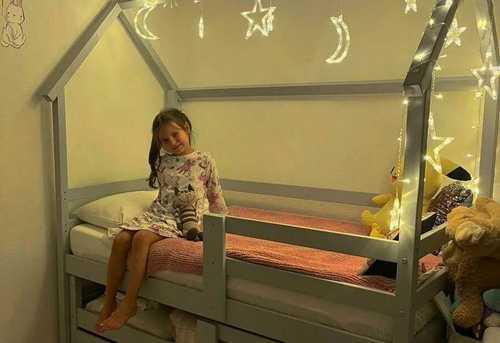 Выдвижная кровать для 2х детей в форме домика