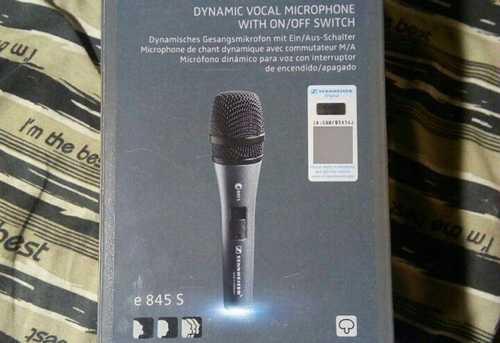 Микрофон шнуровой Sennheiser 835