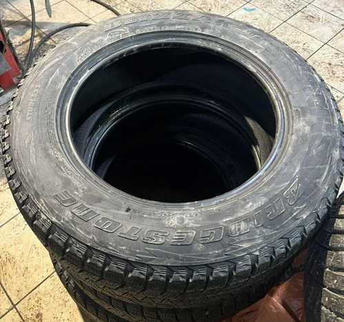 Bridgestone Blizzak DM-V1 225/65 R17 102Q