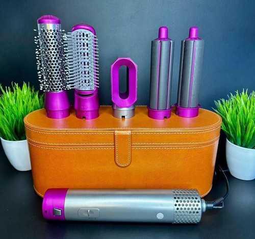 Стайлер Dyson в чемодане
