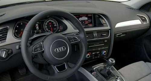 Торпедо / передняя панель Audi A4