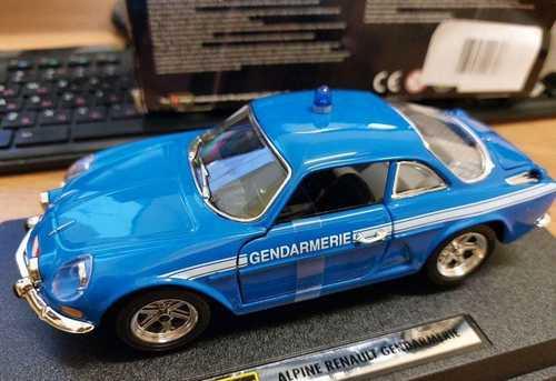 Коллекционная модель Renault Alpine 1:24