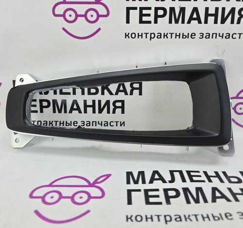 Декоративная накладка центральной консоли BMW X6