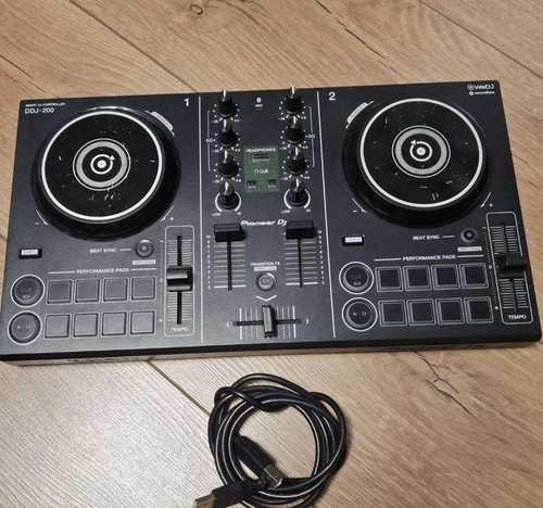 Dj контроллер pioneer ddj 200