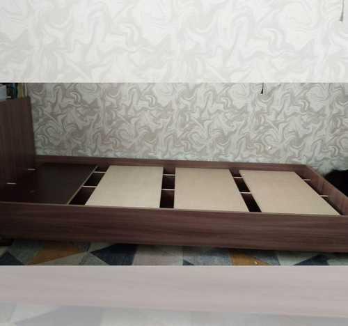 Кровать с матрасом+стеллаж