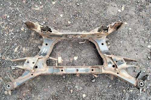 Балка задняя подрамник Subaru Tribeca B9 EZ30D