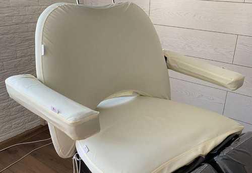 Чехол из ткани и пленки на педикюрное кресло