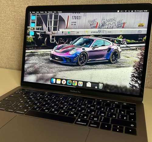 Apple macbook pro 13