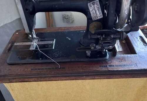 Швейная машина Drezden