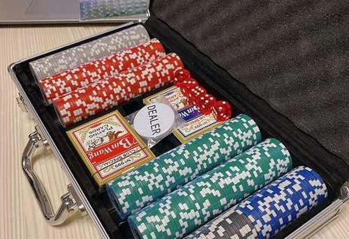 Новый набор для покера (300 фишек) в кейсе