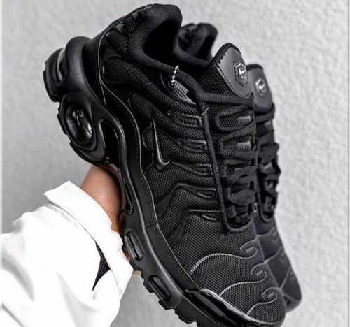 Современные кроссовки Nike Air Max Tn Plus