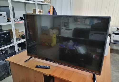 Телевизор LED 42" (106 см) LG 42LF560V