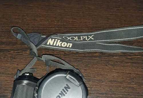 Цифровая фотокамера nikon