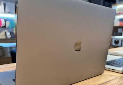 Apple MacBook Pro 15" 2016 i7/2,3GHz/16Gb/256Gb To