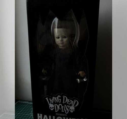 Living dead dolls michael myers