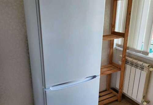 Холодильник Indesit SB 16740