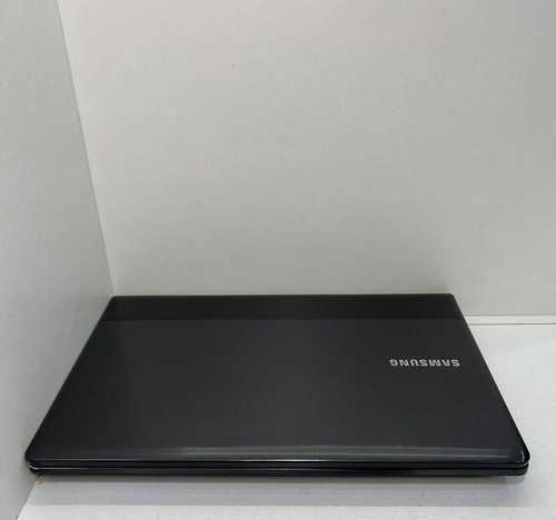 Классный Samsung на Core i3 с Geforce