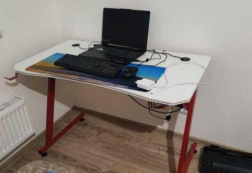 Стол компьютерный gamelab Monolith White&Red