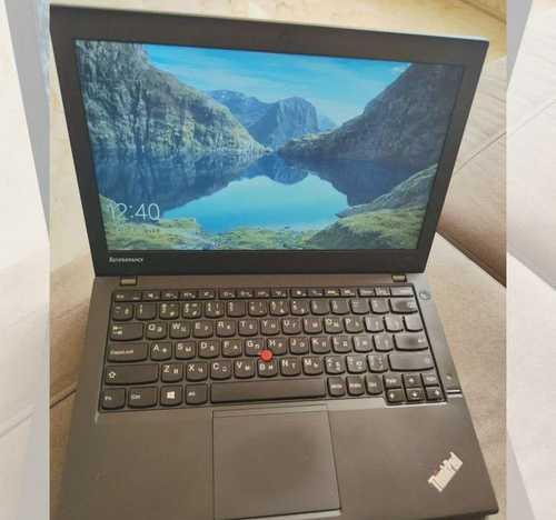 Lenovo thinkpad x240 -i5 4300u,8gb