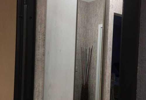 Шкаф-купе зеркальный в коридор