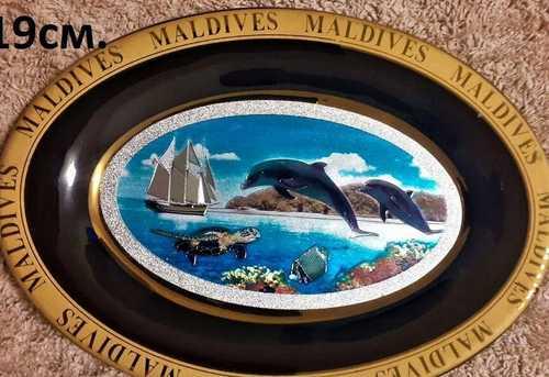 Тарелка настенная овальная Мальдивы 19см