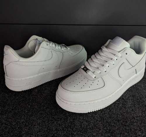 Кроссовки Nike Air Force 1'07 White Swoosh