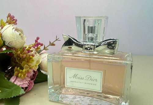 Духи Miss Dior Absolutely Blooming
