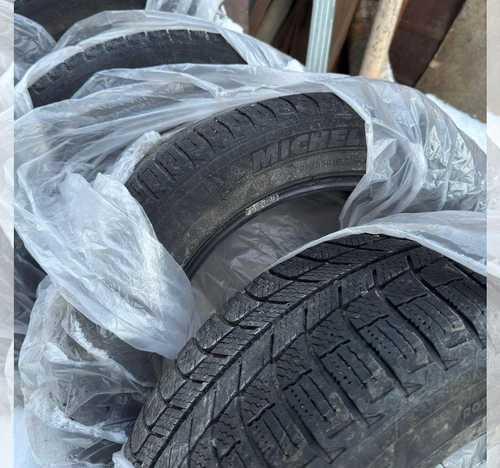 Michelin X-Ice XI3 205/55 R16