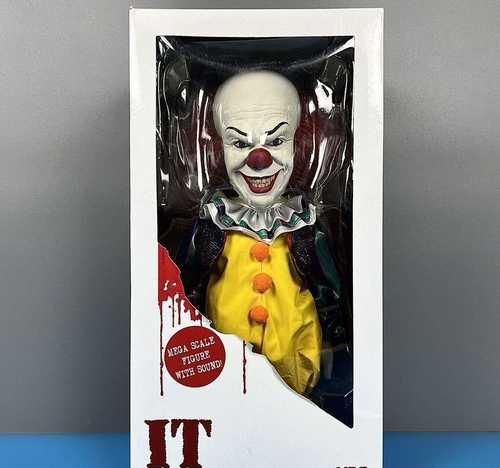 Фигурка Pennywise IT The Movie Mezco Пеннивайз Оно