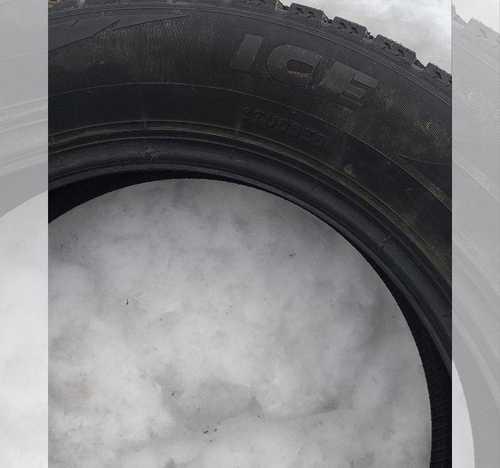 Pirelli Formula Ice 185/65 R15