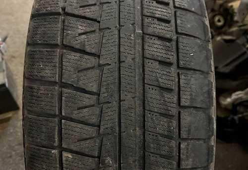 Bridgestone Blizzak Revo GZ 235/55 R17 99S