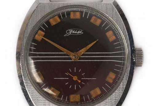 Редкие винтажные часы зим 2603 СССР реквизит 1970е