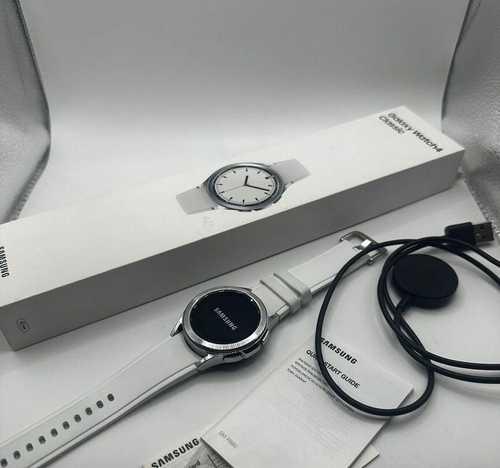 Samsung Watch 4 Classic 42mm