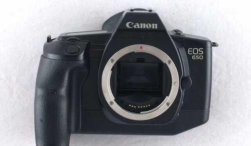 Пленочная камера Canon EOS 650 с широкой ручкой