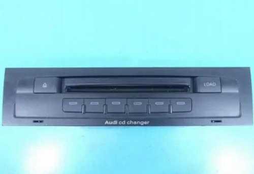 CD-чейнджер Audi Q7 4L0910111A