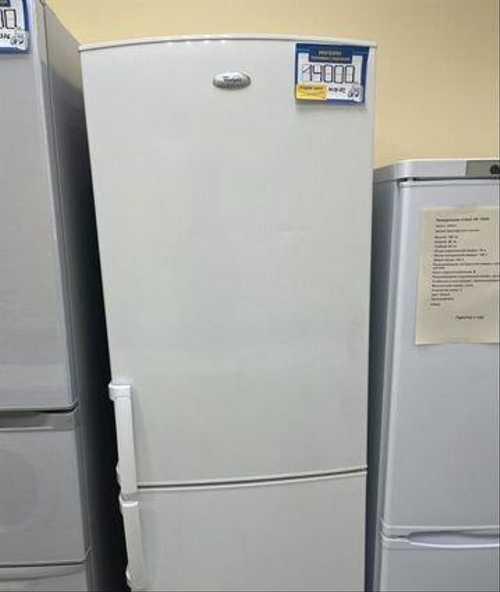 Холодильник Whirpool. Гарантия 1 год