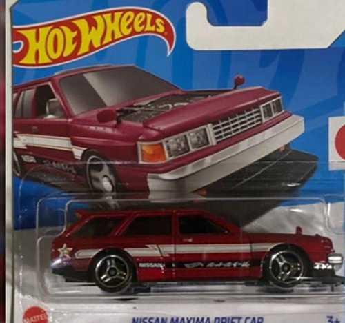 Машинка Hot Wheels Nissan Maxima Drift Car