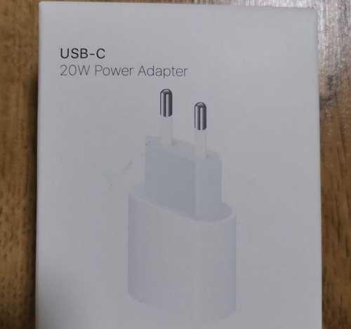 Power Adapter 20W UCB-C, абсолютно новый