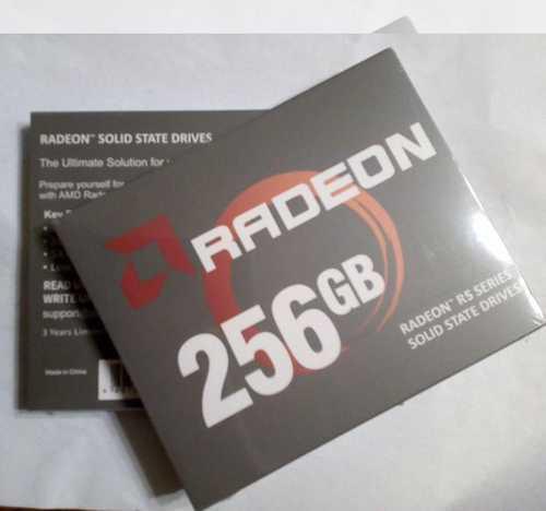 SSD AMD radeon 256 Gb в упаковке