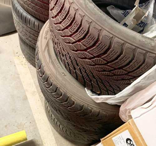 Nokian Tyres Hakkapeliitta R 245/45 R19