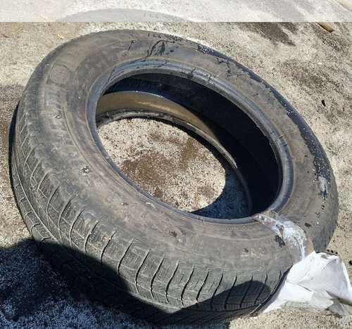 Michelin X-Ice XI3 215/65 R16