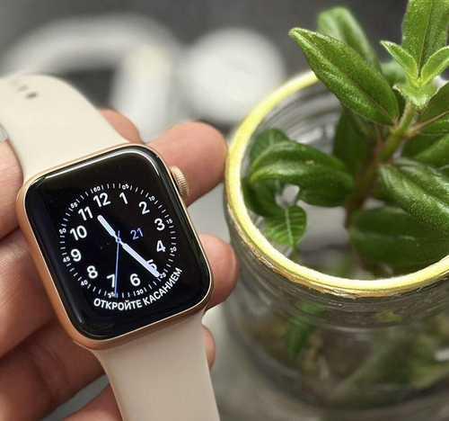 Часы apple watch se 40mm