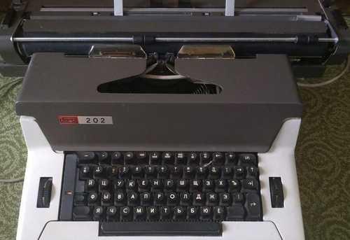 Пишущая машинка Daro 202