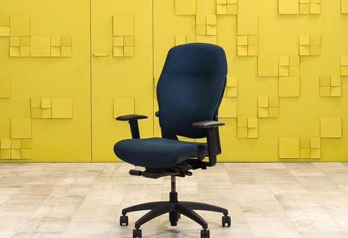 Офисное кресло для менеджера Teknion США