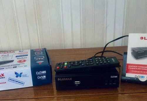 Цифровой телевизионный приёмник lumax DV3201HD
